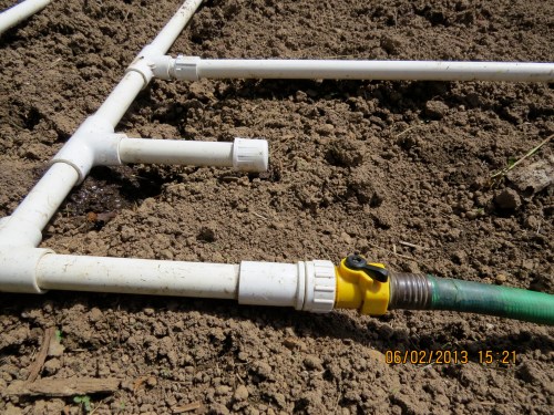 pvc water grid in raised beds | Adventures in Natural Beekeeping